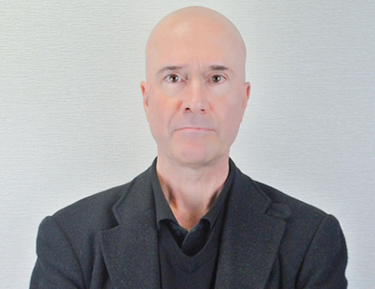 教職員・講師紹介 - 日本カジノスクール | 日本初のカジノディーラー専門養成機関